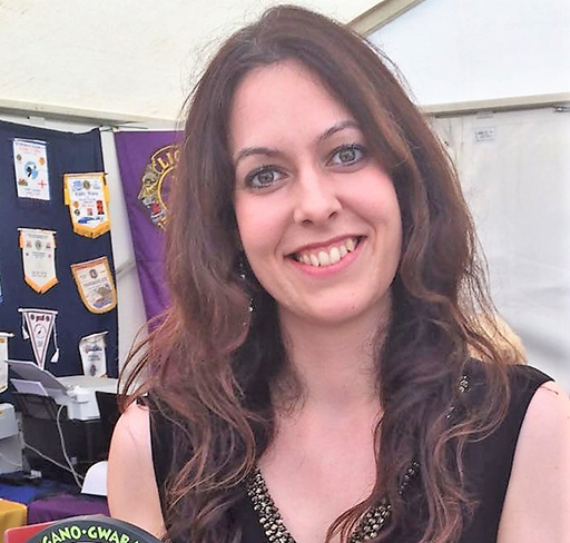 Emily Cousins - I Love Macc